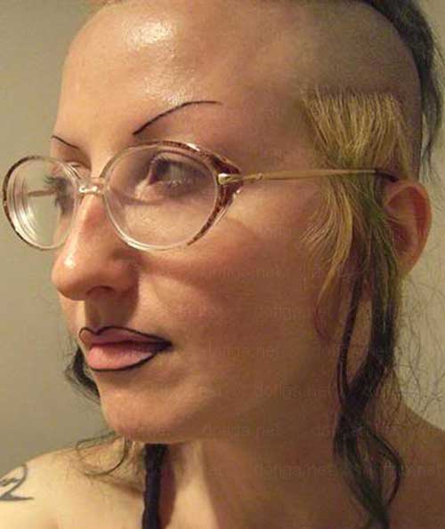 8 Girls With Freaky Eyebrows « WeirdlyOdd.com