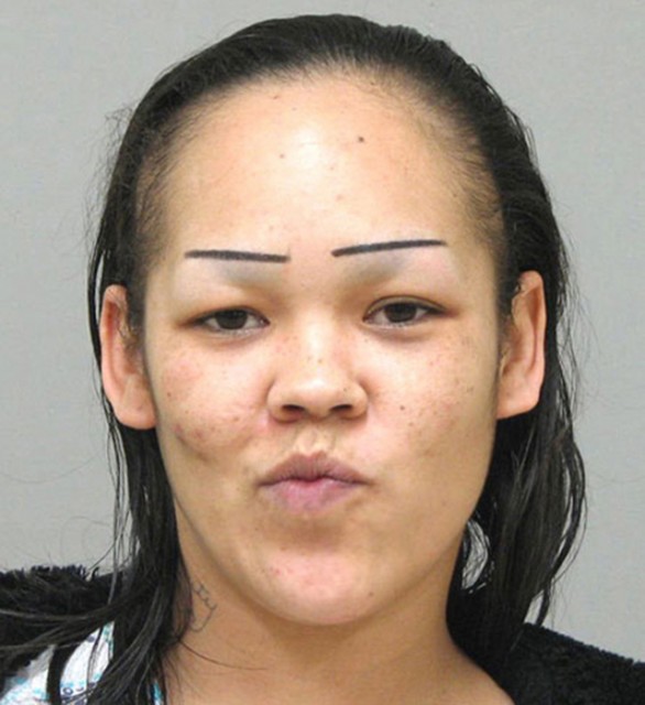 8 Girls With Freaky Eyebrows « WeirdlyOdd.com